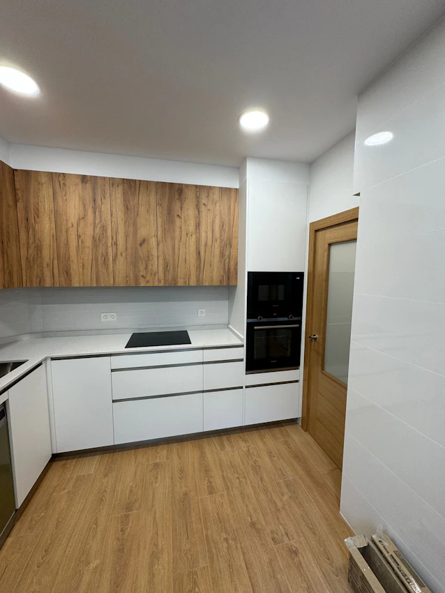 SILESTONE SILVER SIBERIAN FROST