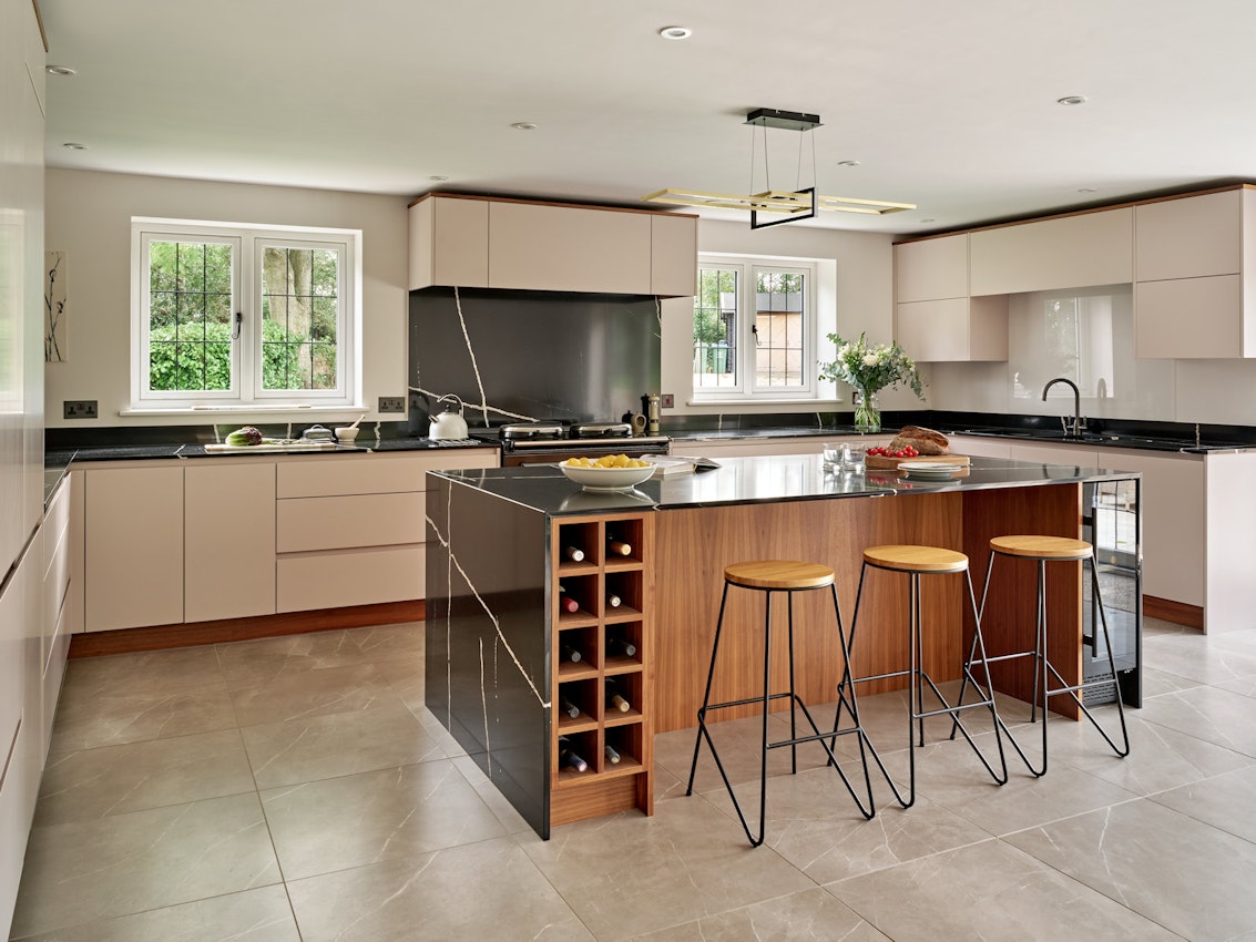 Contemporary Handleless Kitchen with a Mid-Century Modern Twist