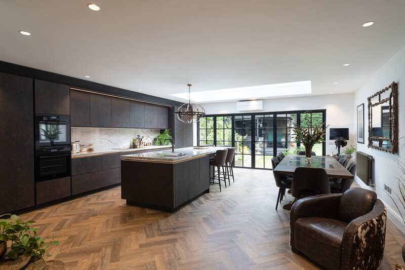 The elegant and stunning kitchens