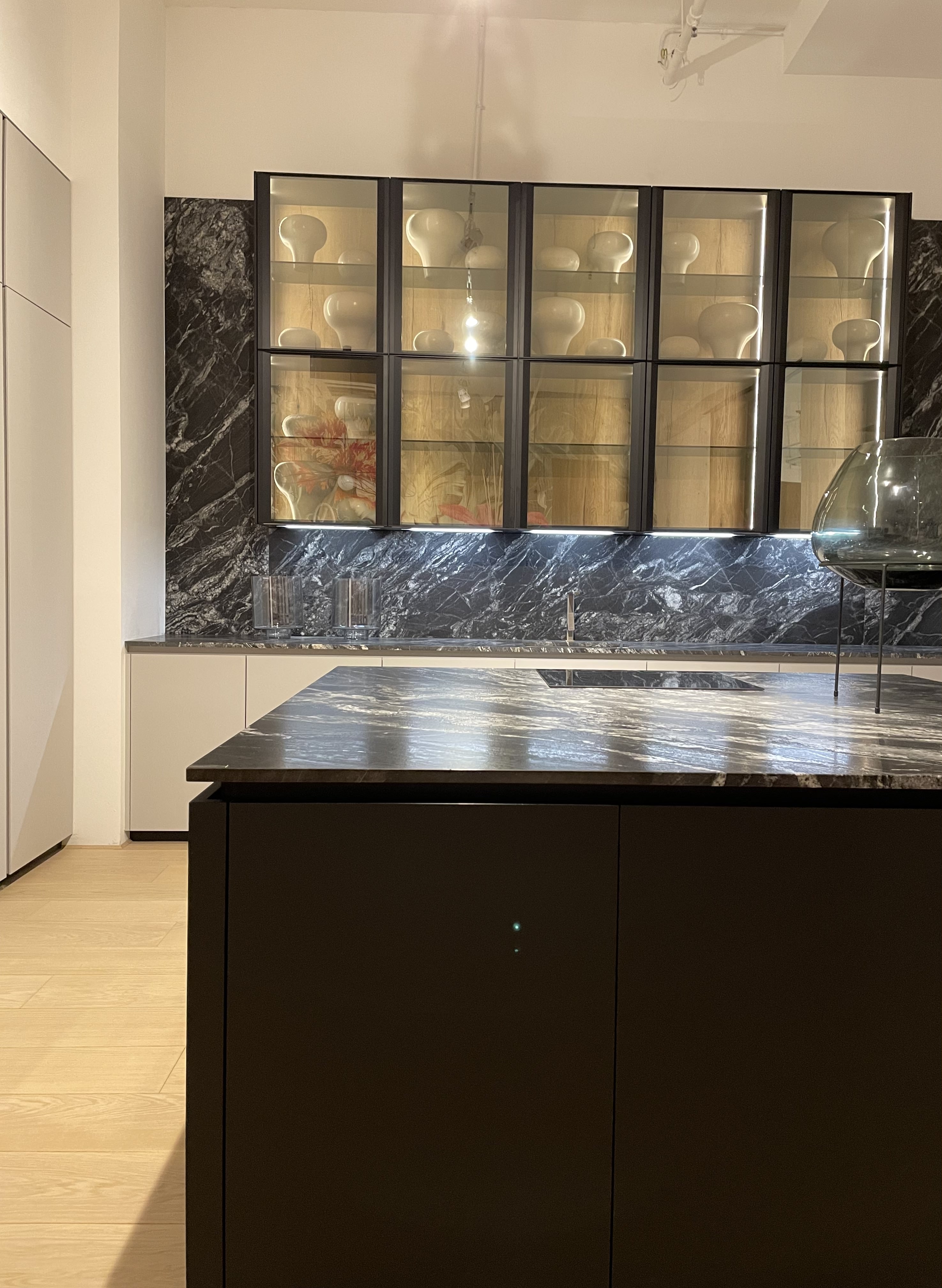 Sensa Black Beauty Kitchen