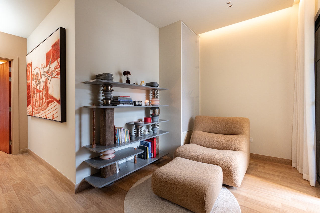 Red HongYi Residence