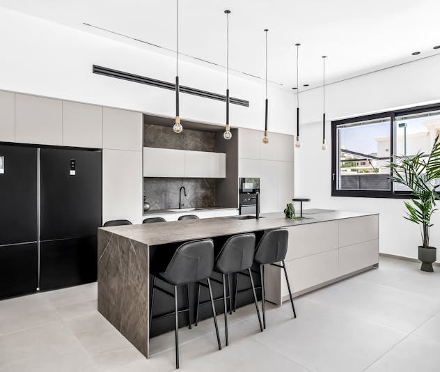 Kira Kitchen
