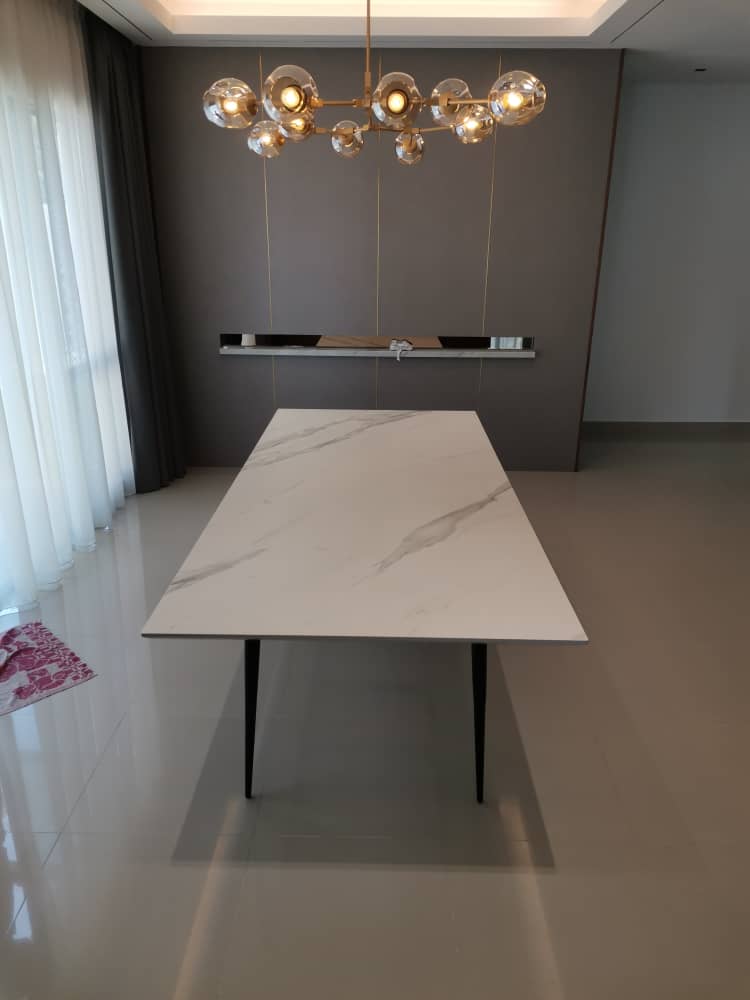 A table with Dekton