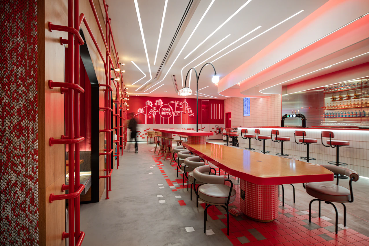 Five Guys Terminal 3