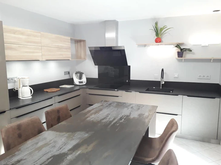 Shop: Meubles Chalou - Cosentino
