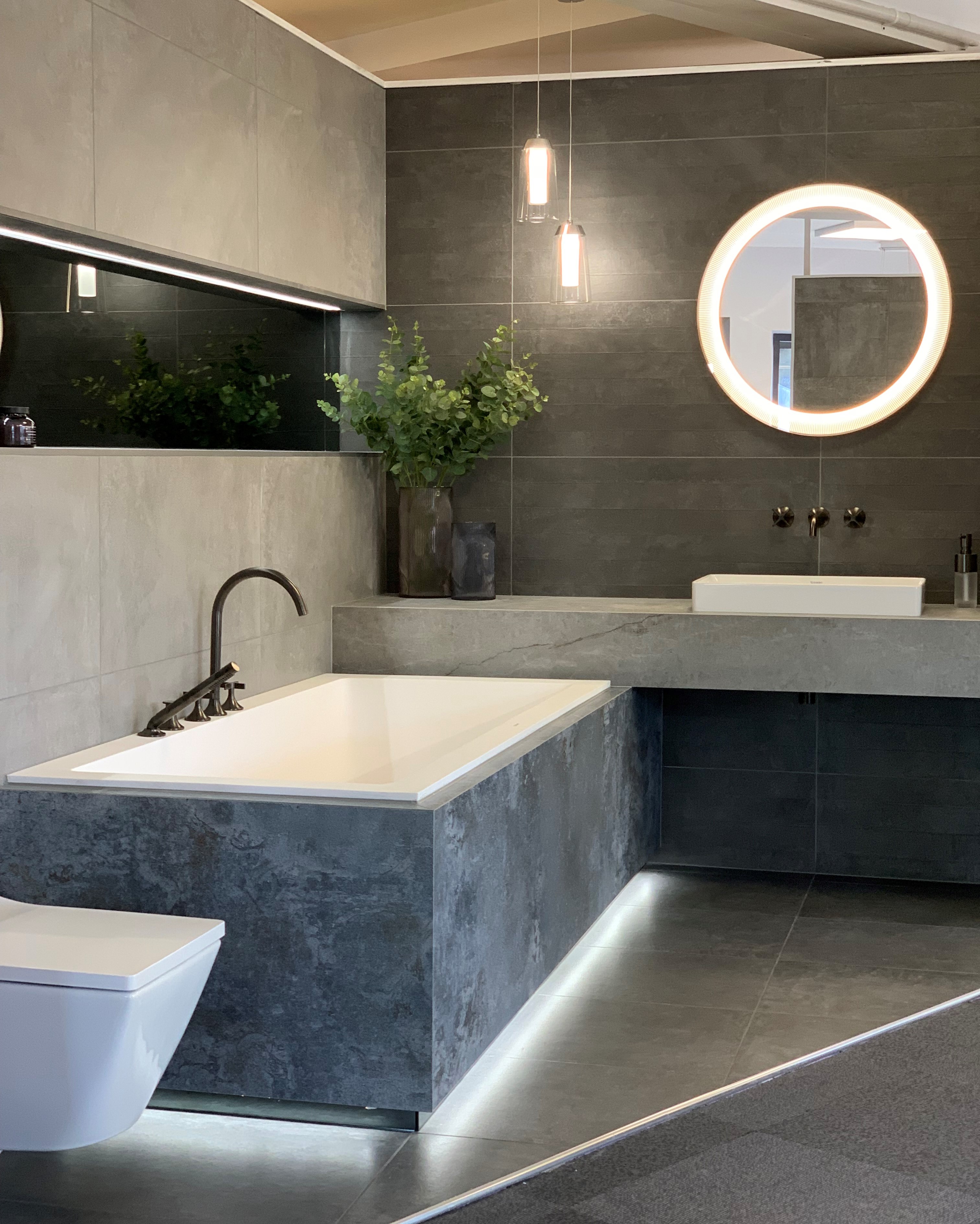 DEkton Bathroom