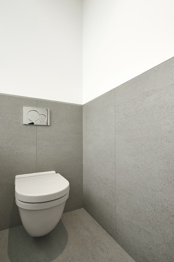 Lowen Entertainment Office