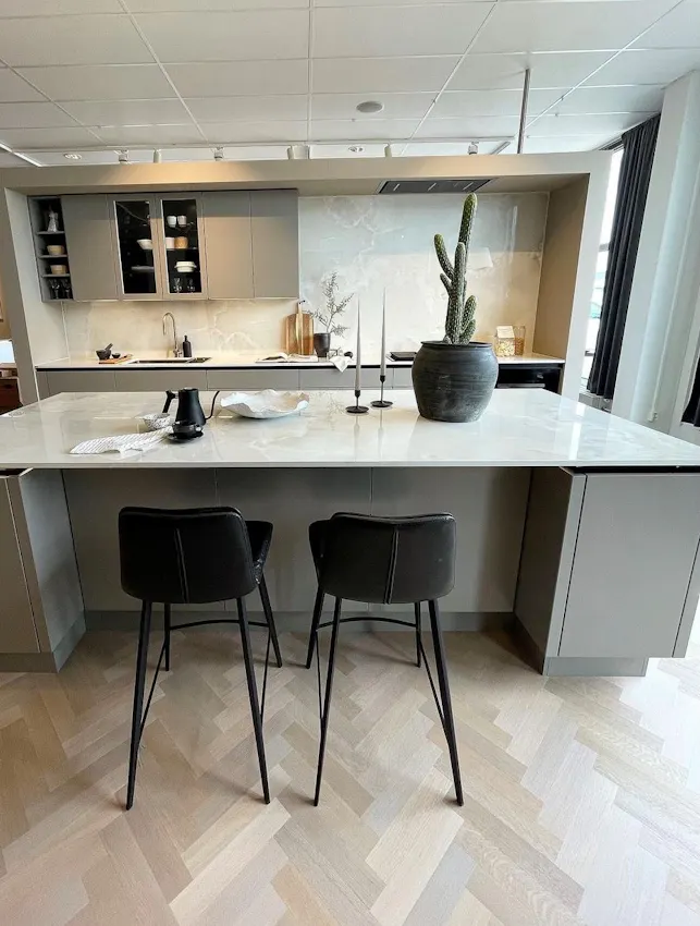 Dekton Helena countertops and wall cladding @hth.helsingborg