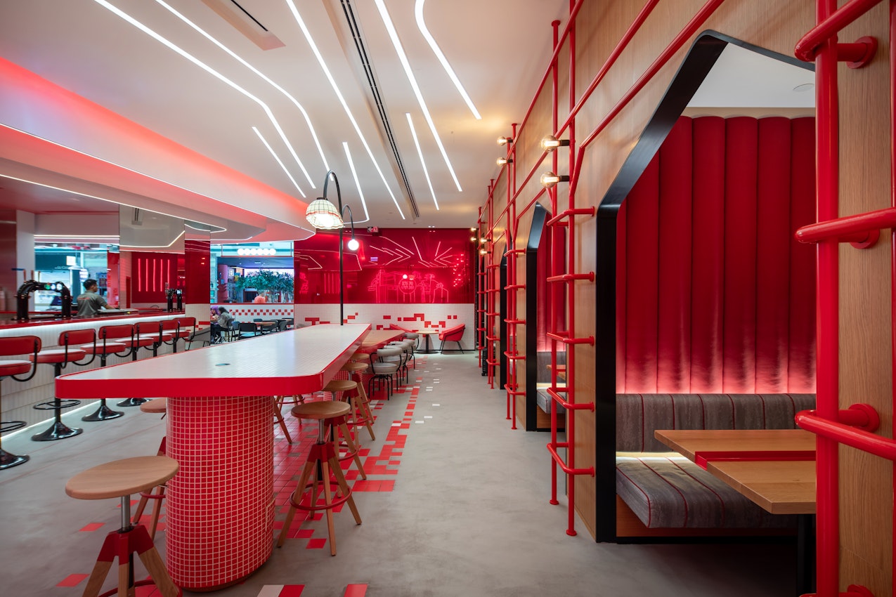 Five Guys Terminal 3