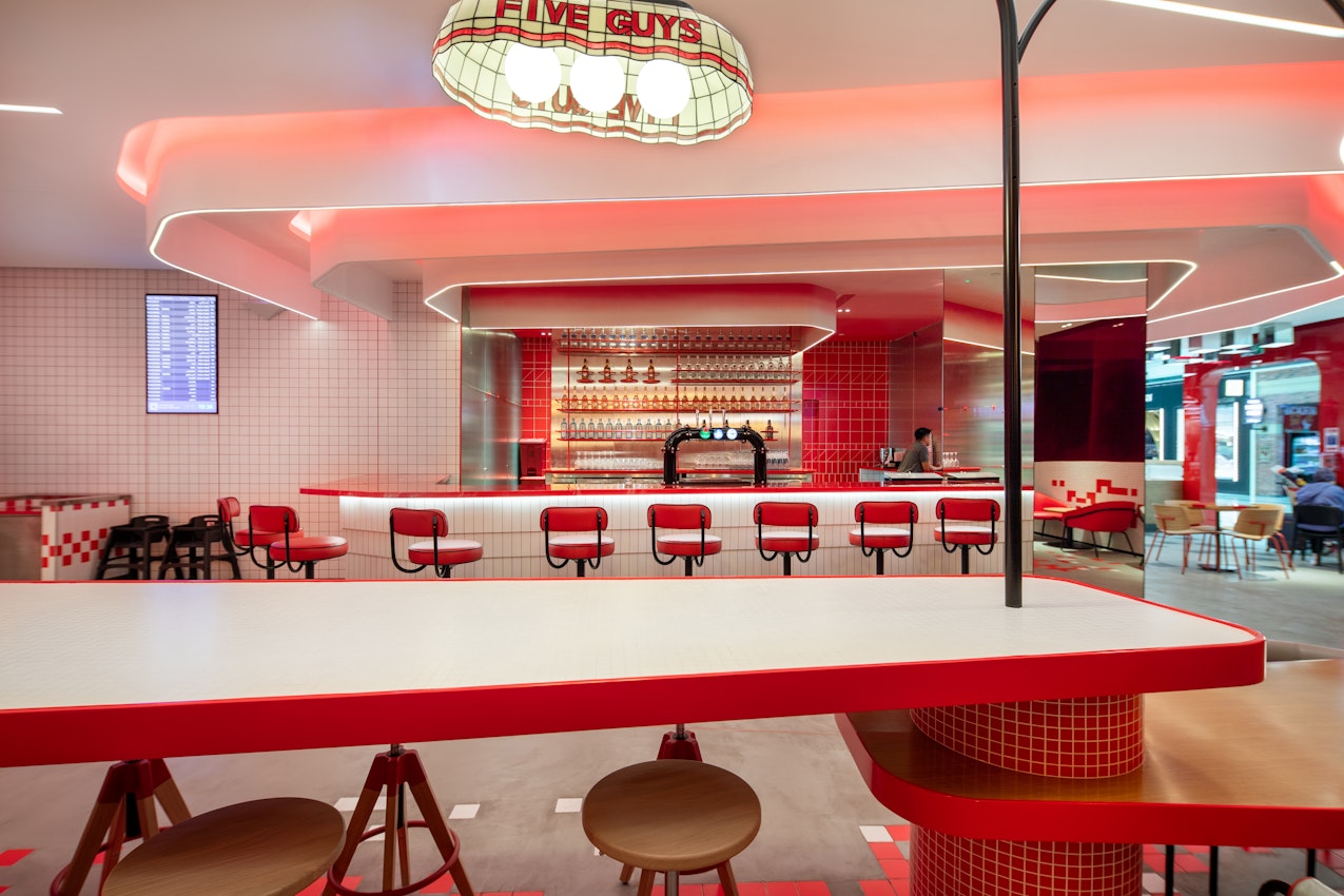 Five Guys Terminal 3