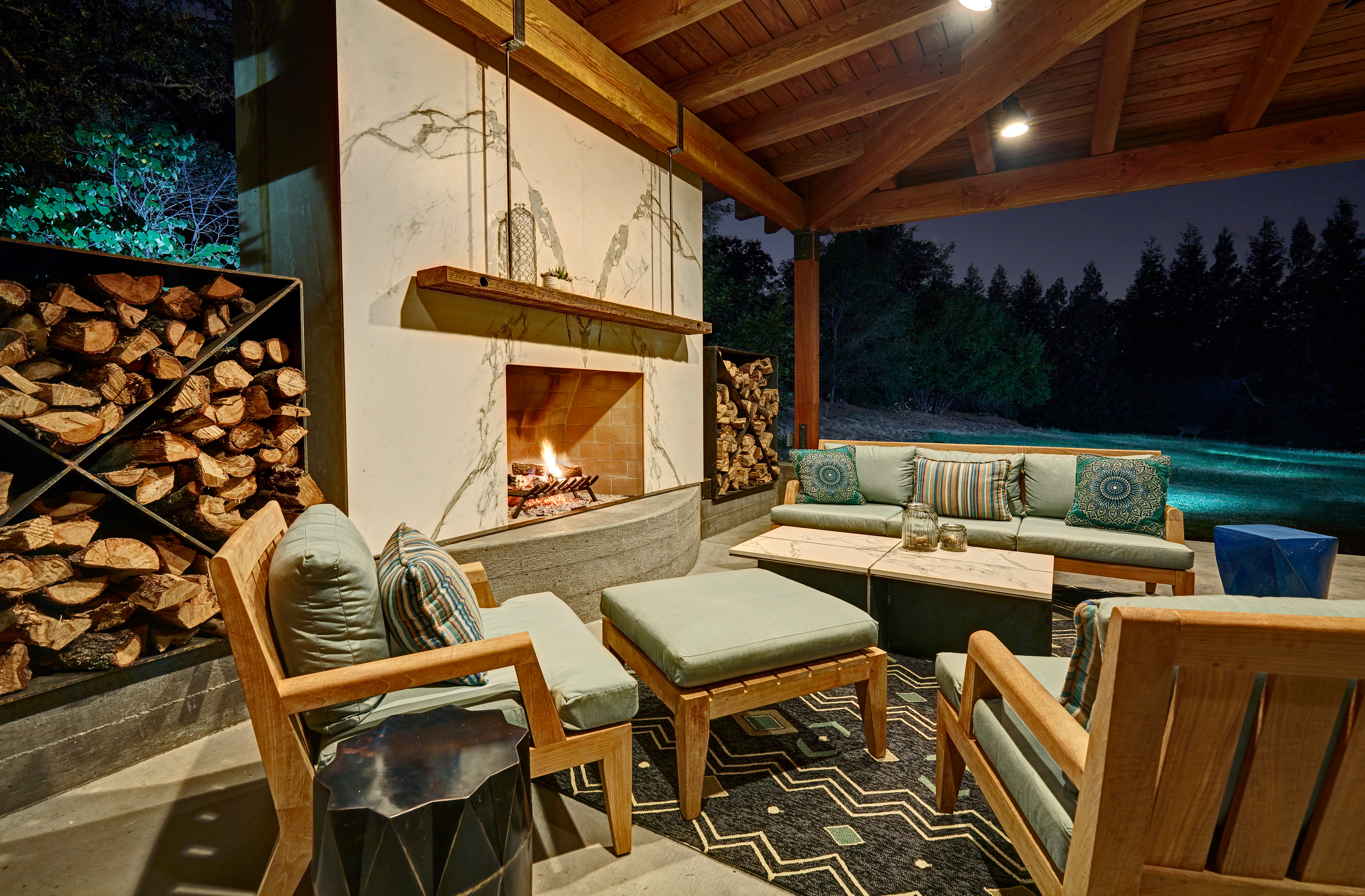 Nar Fine Carpentry's Dekton Sail Lounge