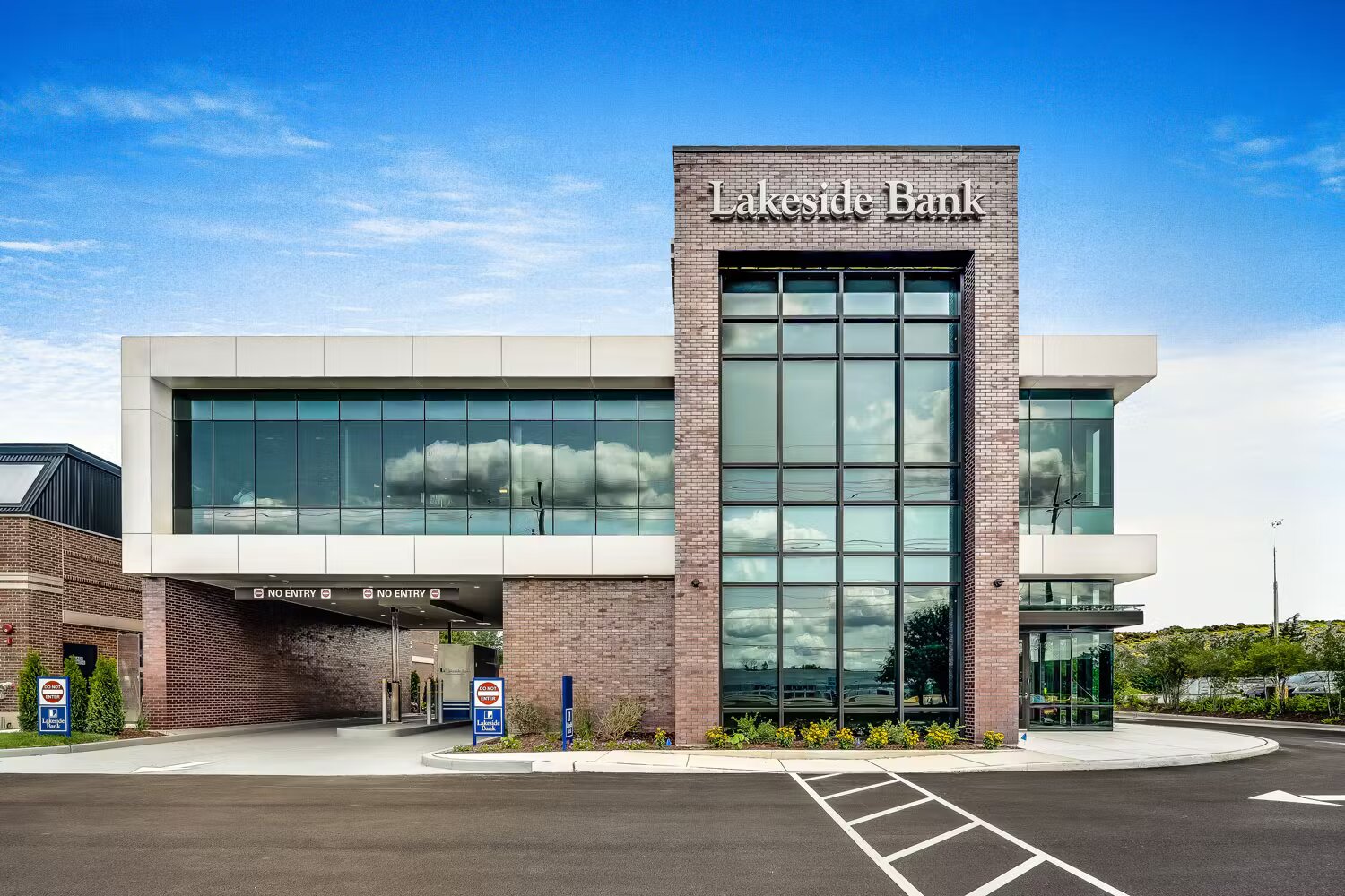 Lakeside Bank