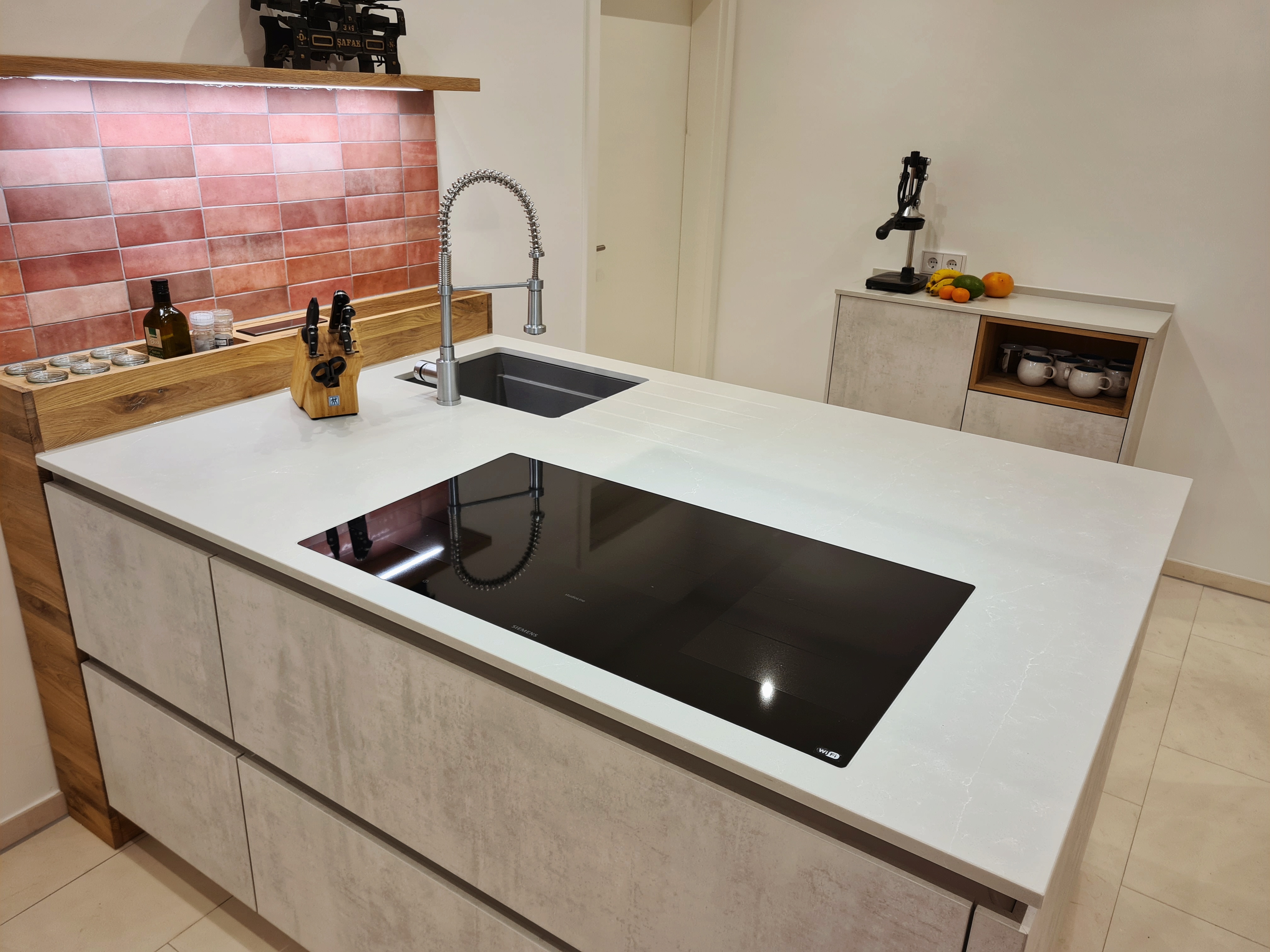 Desert Silver - The Candy Kitchen