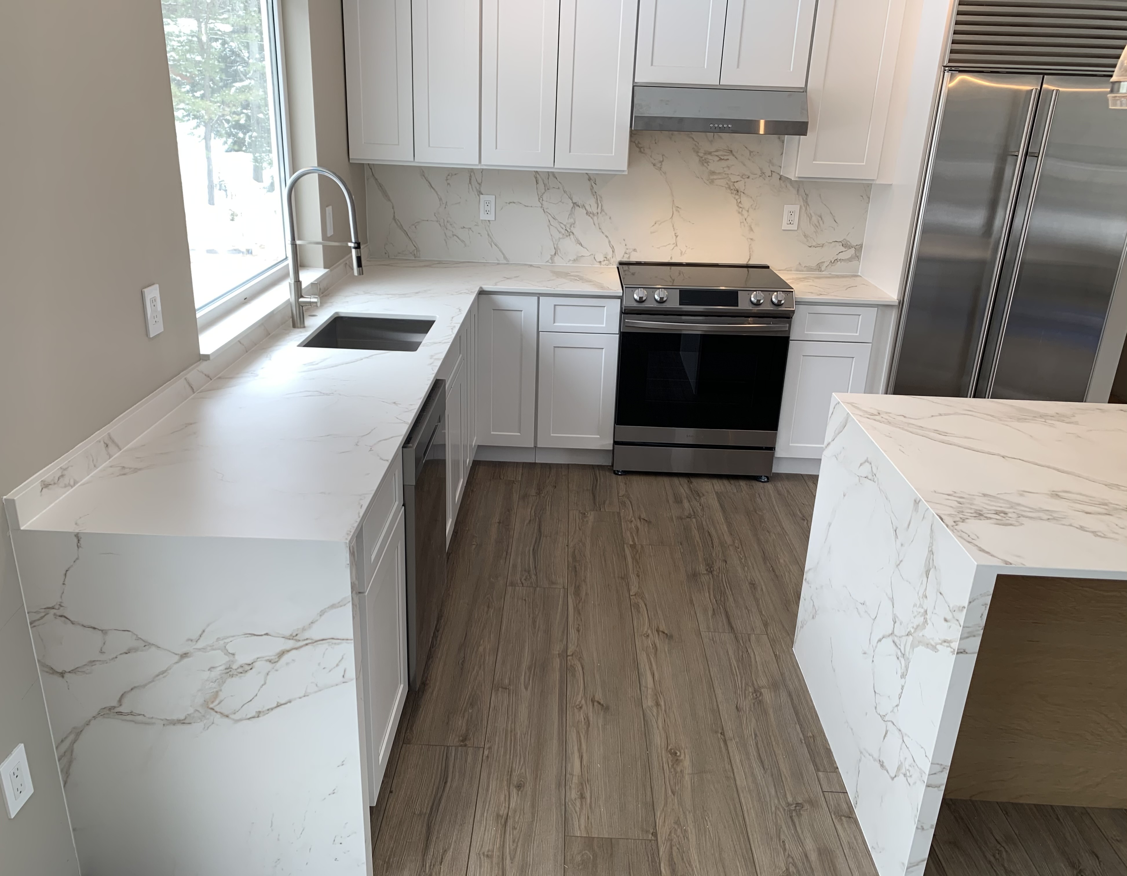 Dekton Entzo kitchen