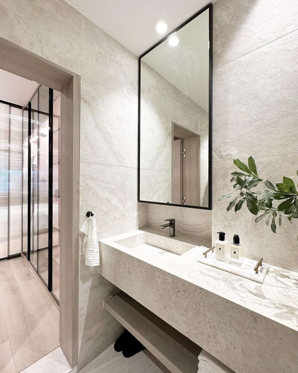 Neutral Bathroom Design