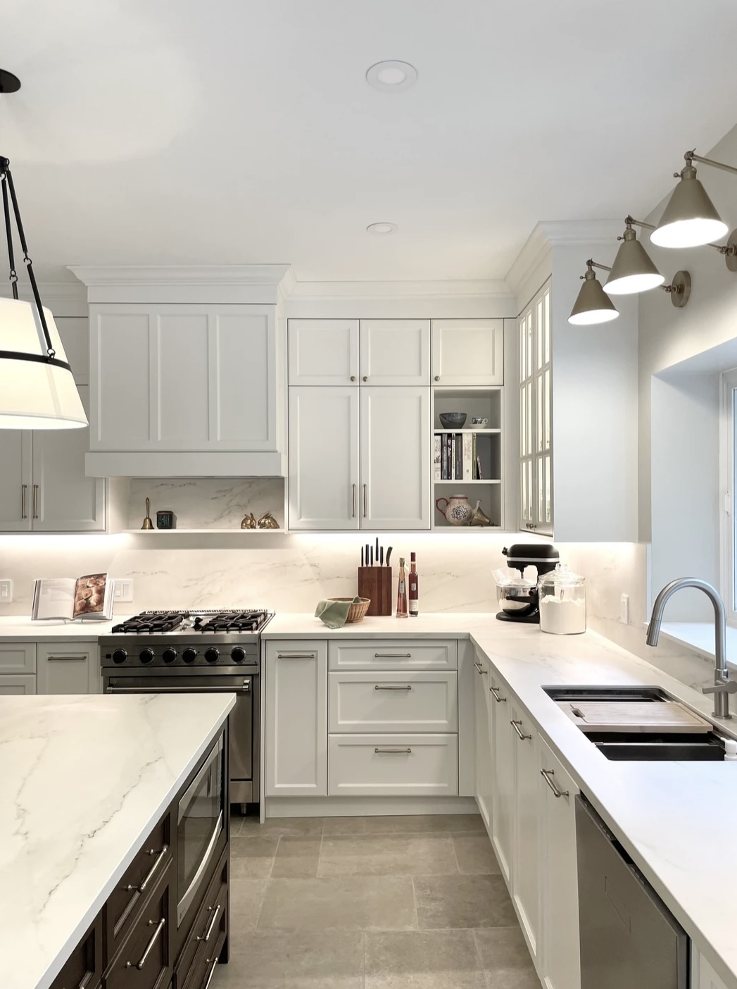 Ebony & Ivory Elegance