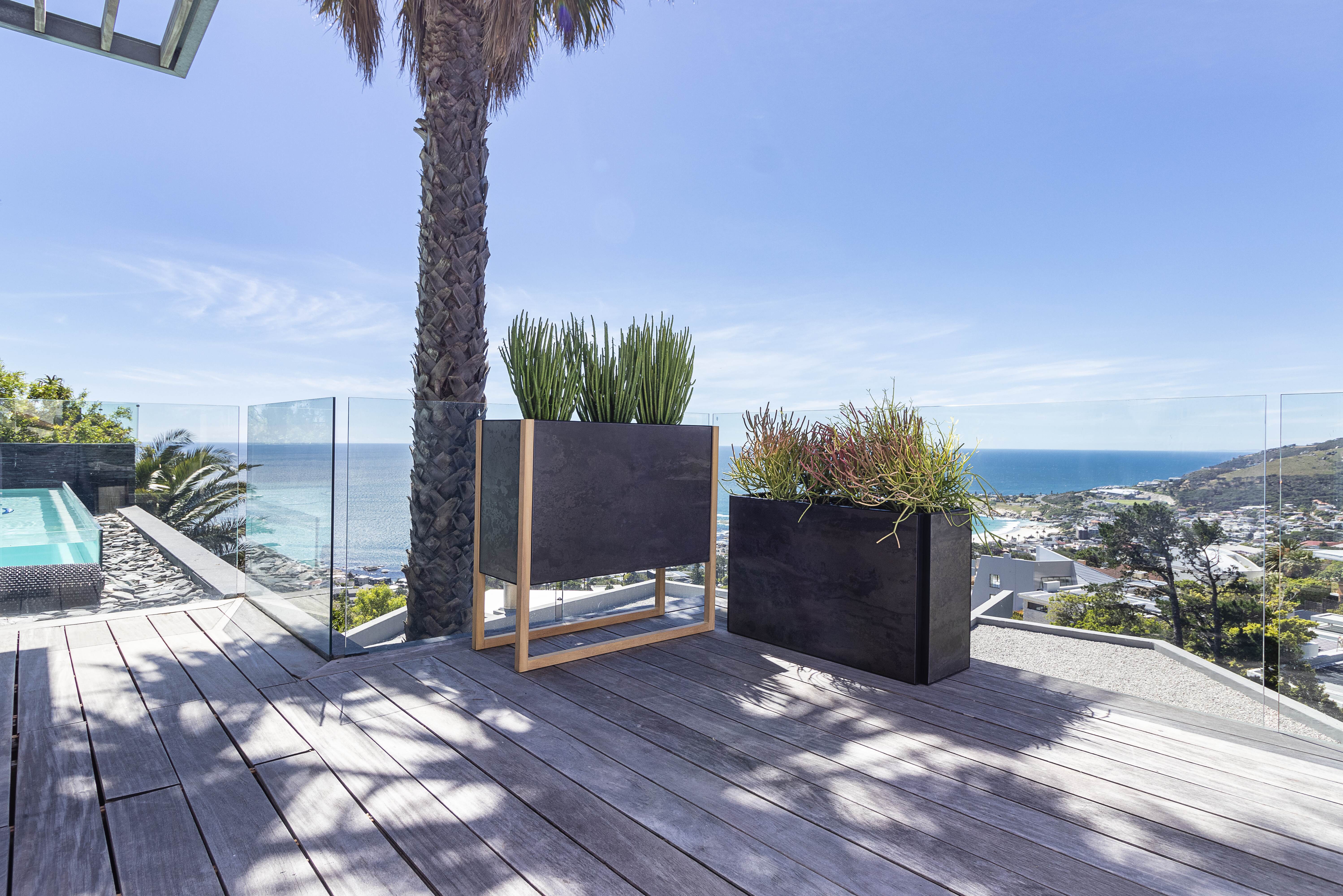 Dekton BLOMMA Planter
