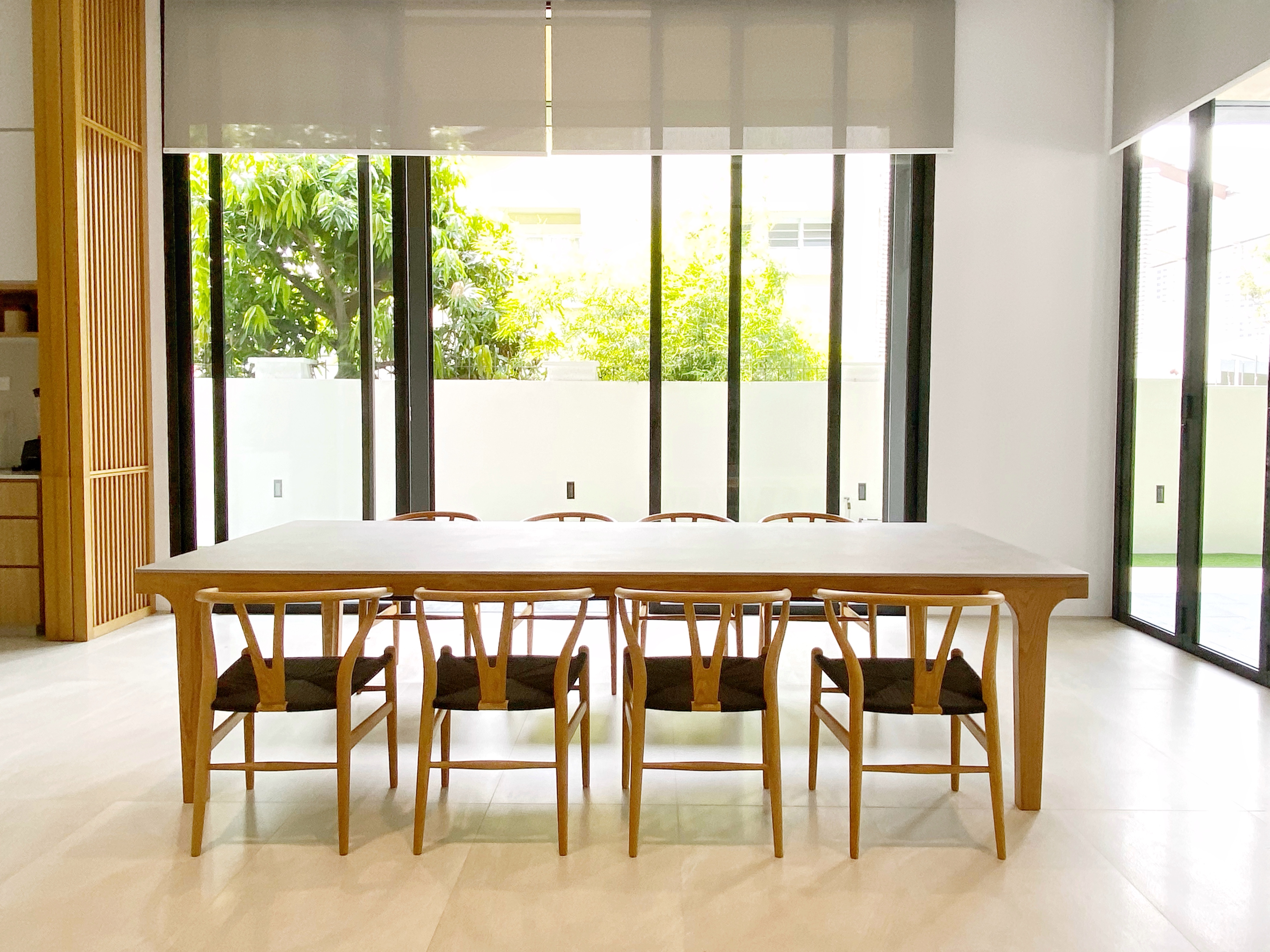 Flynn Dining Table