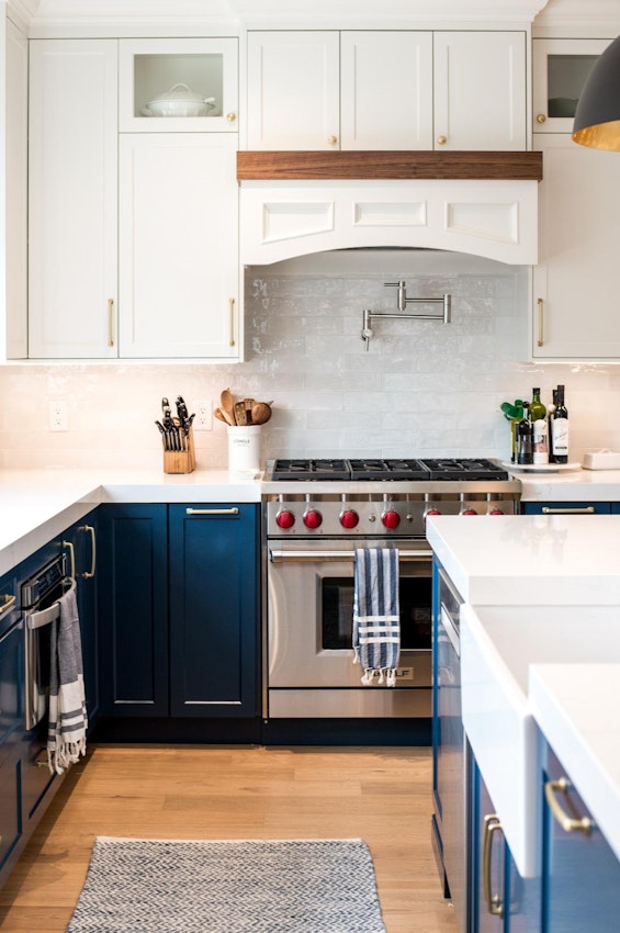 Farmhouse Charm Kitchen Design