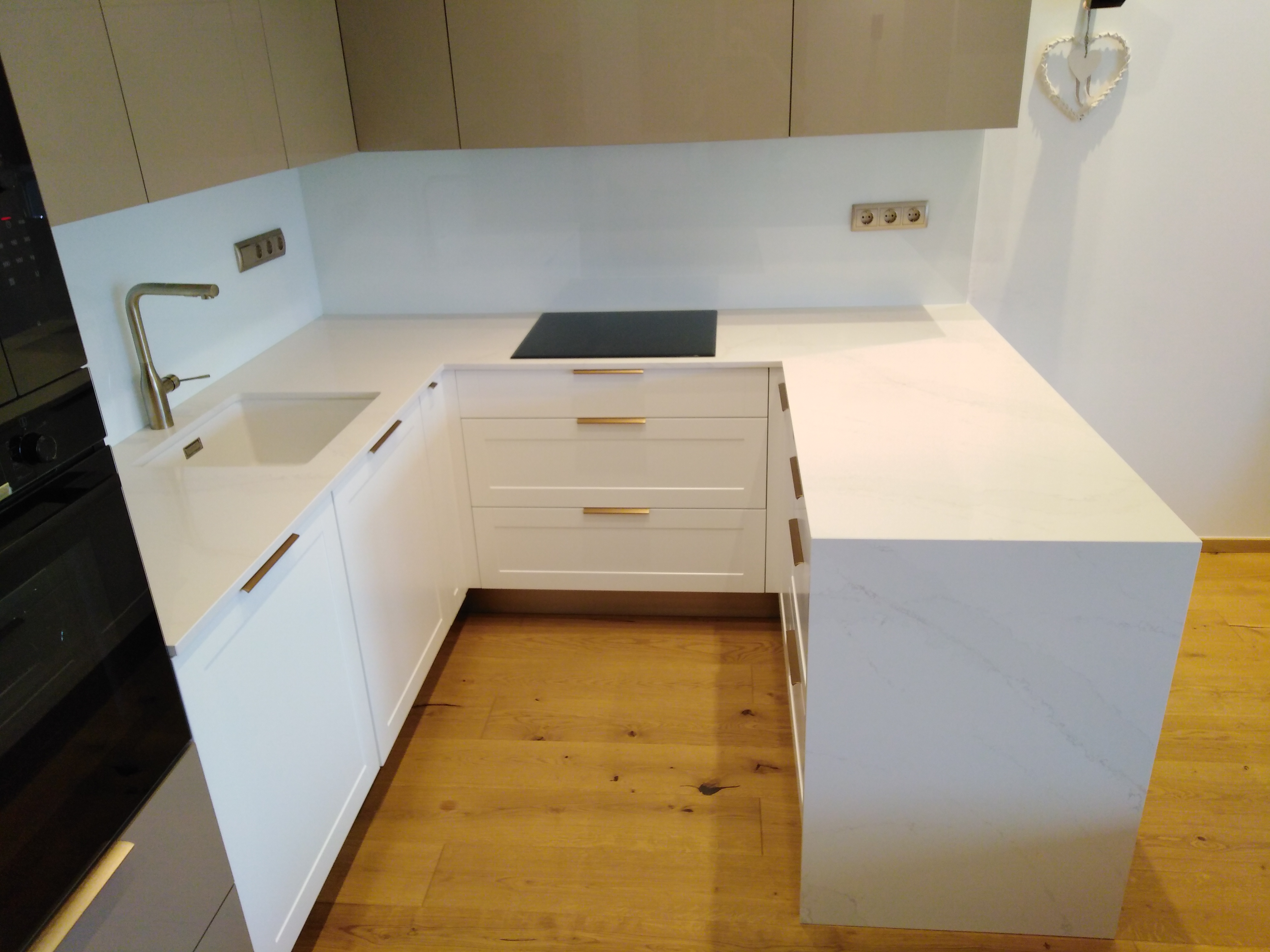 Calacatta gold kitchen worktop