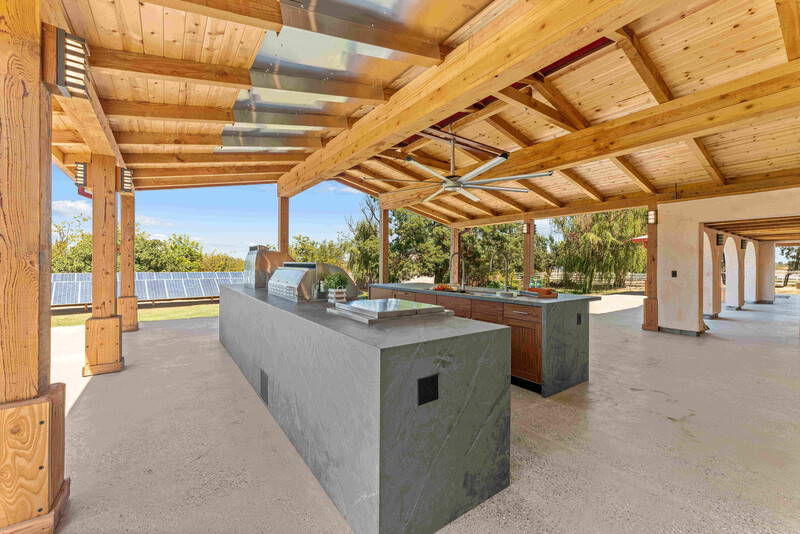 Outdoor Chef's Paradise