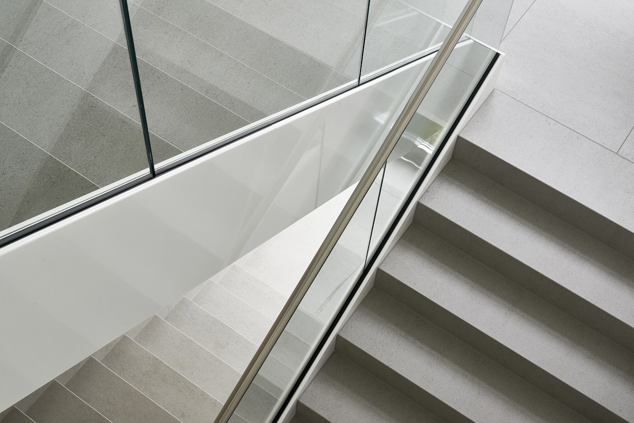 Lowen Entertainment Office