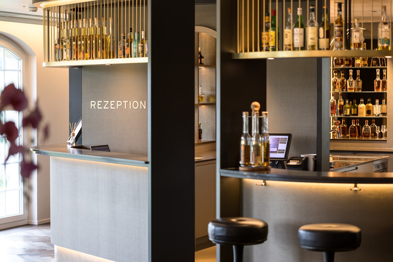 Klein Rigi Bar & Rezeption