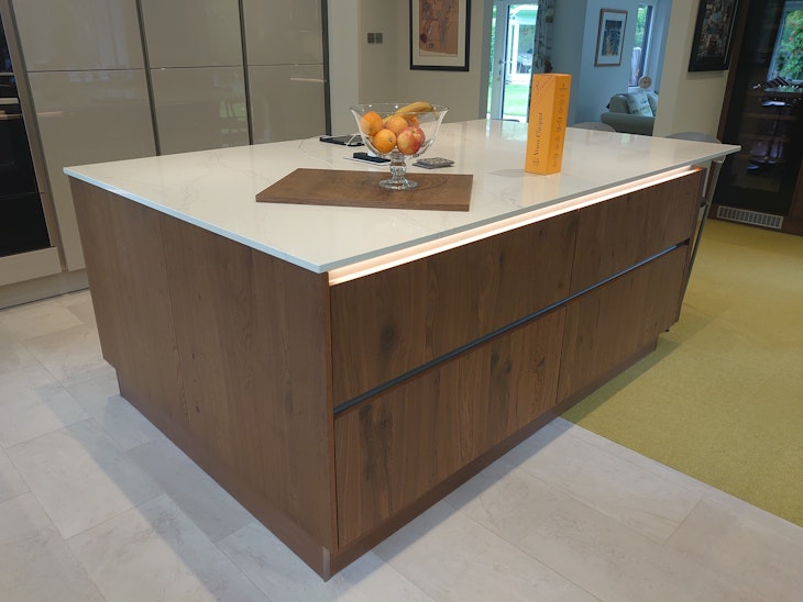 Shop: Revo Kitchens - Cosentino