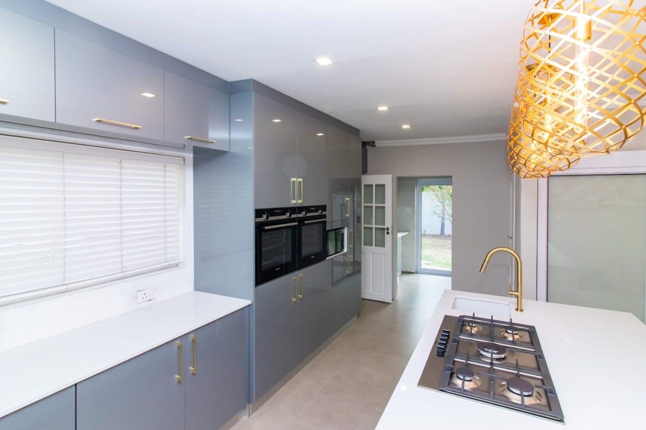 Silestone Miami White Kitchen